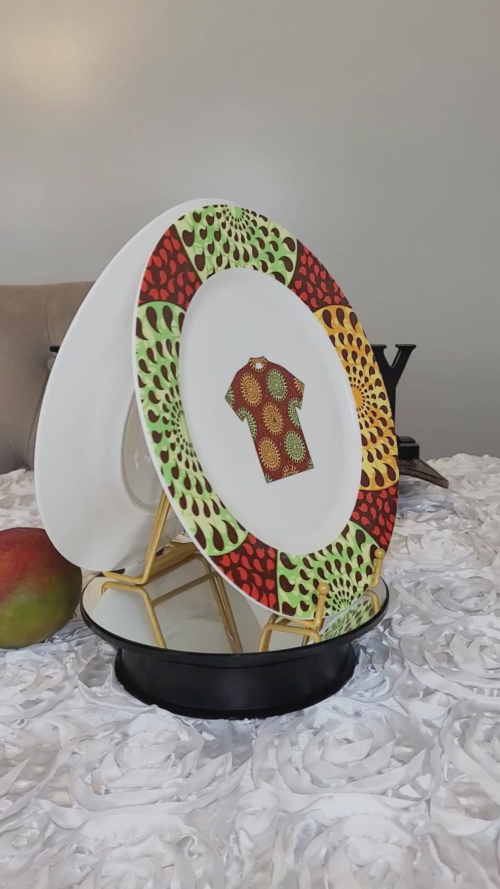 Oyelakin Dinners (African Art Dinnerware)